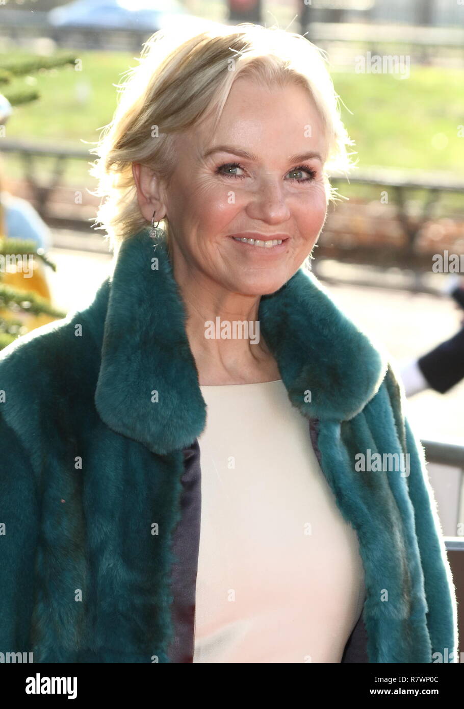 Lisa maxwell hi-res stock photography and images - Alamy