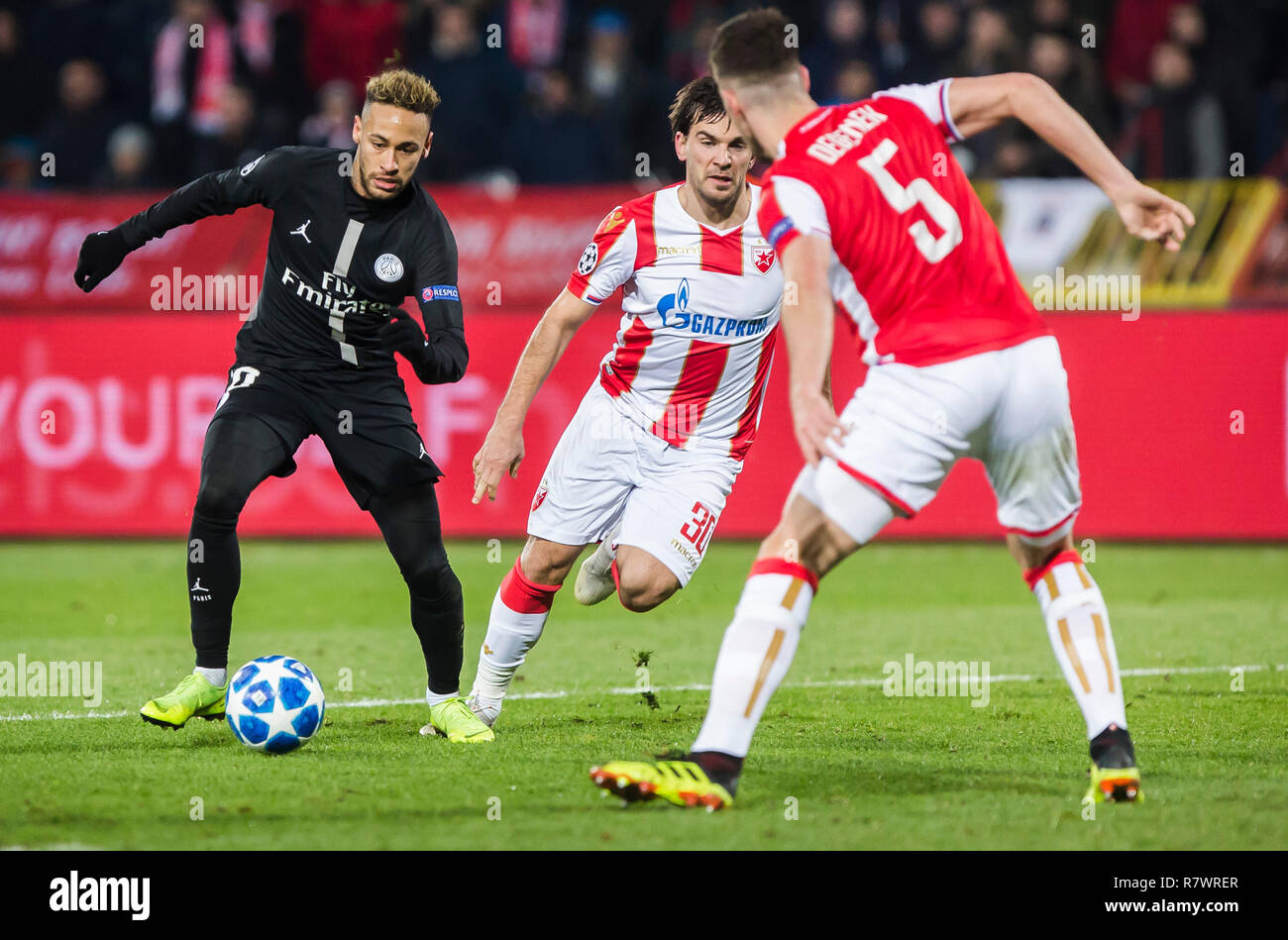 Try paris hi-res stock photography and images - Alamy