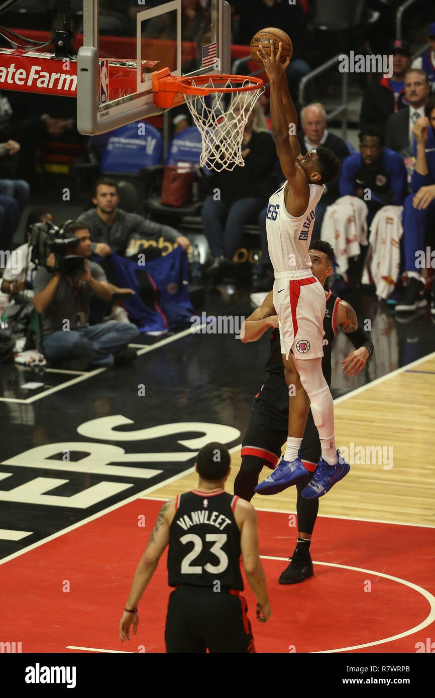 Shai gilgeous alexander dunk hi-res stock photography and images - Alamy