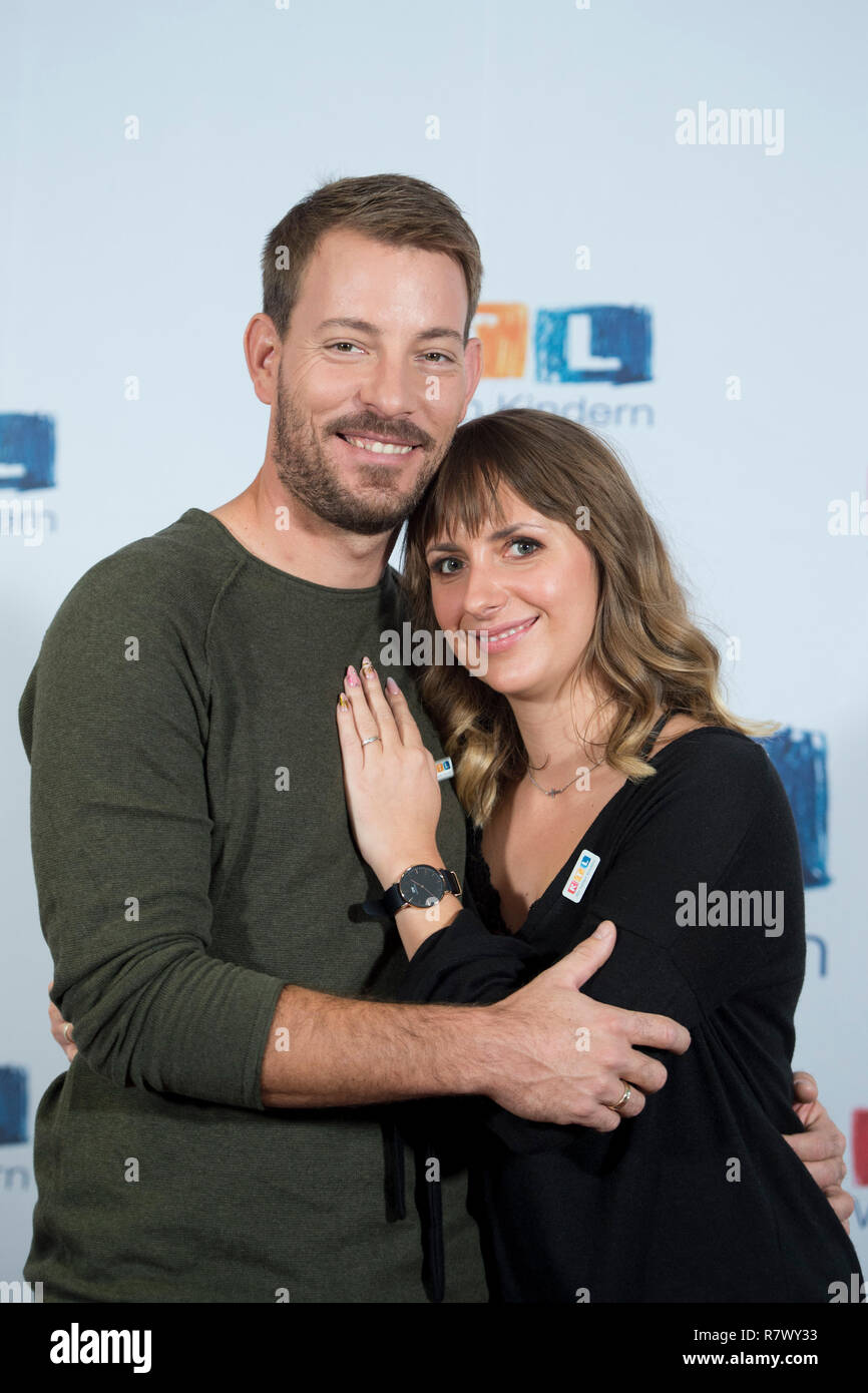 Huerth, Deutschland. 23rd Nov, 2018. Anna and Gerald HEISER, "Farmer ...