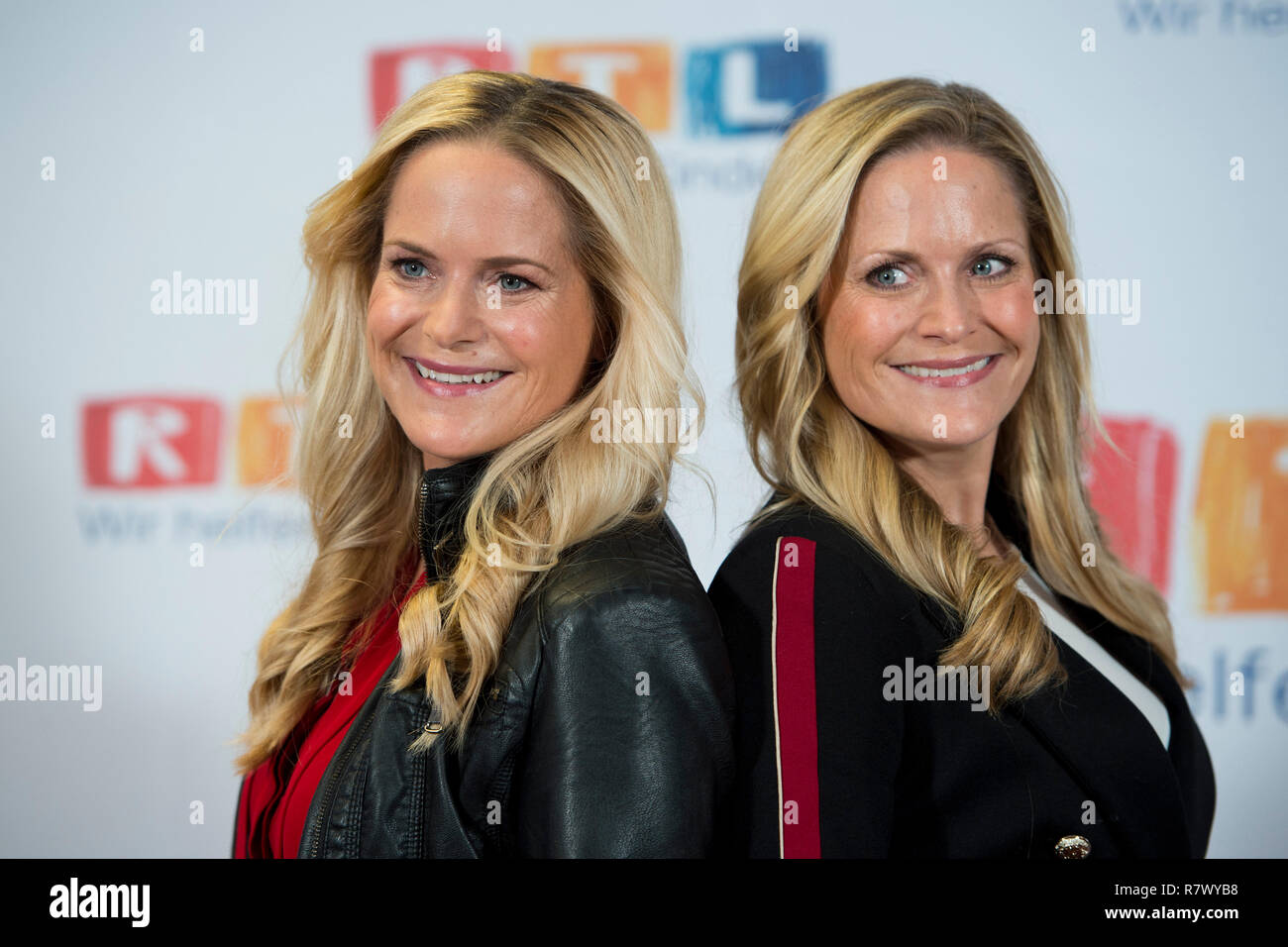 Huerth, Deutschland. 23rd Nov, 2018. Melanie BERGNER (left) and Angela ...