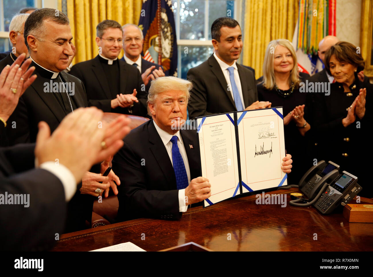 390 white hi-res stock photography and images - Alamy