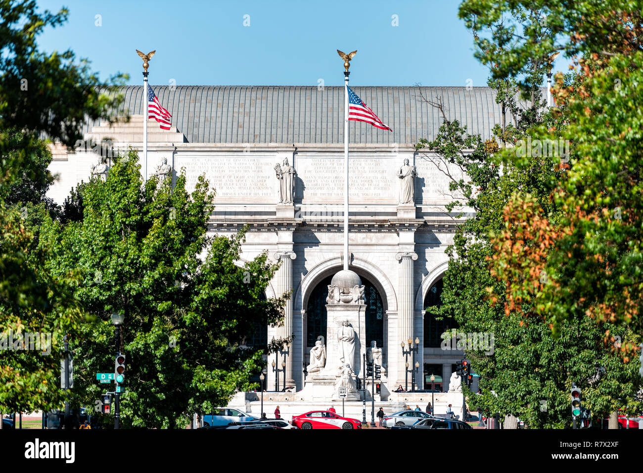 Washington dc traffic circle hi-res stock photography and images - Alamy