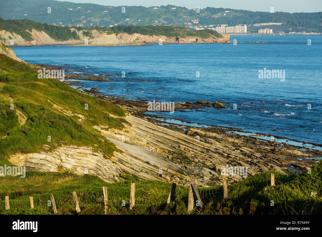 France, Pyrenees Atlantique, Pays Basque, Urrugne, the cliffs of Flysch ...