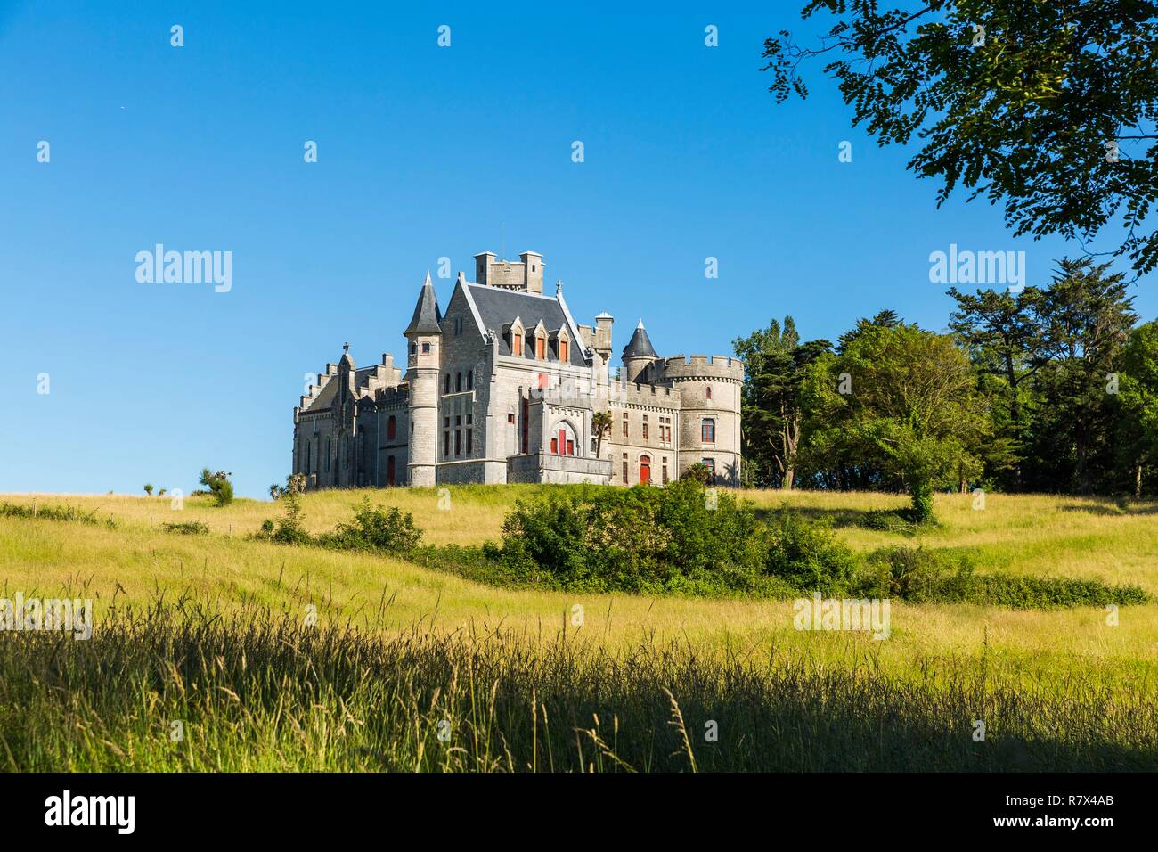 Edmond castle hi-res stock photography and images - Alamy