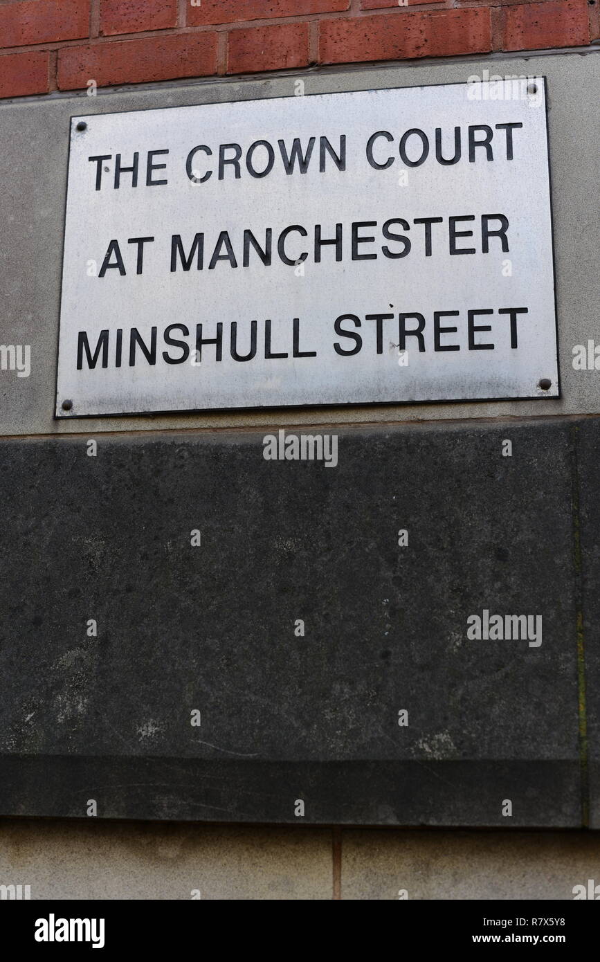 Manchester Crown Court, Minshull Street Stock Photo - Alamy