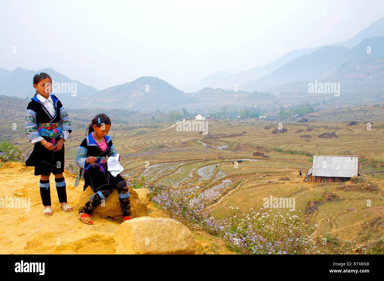 Muong hum hi-res stock photography and images - Alamy