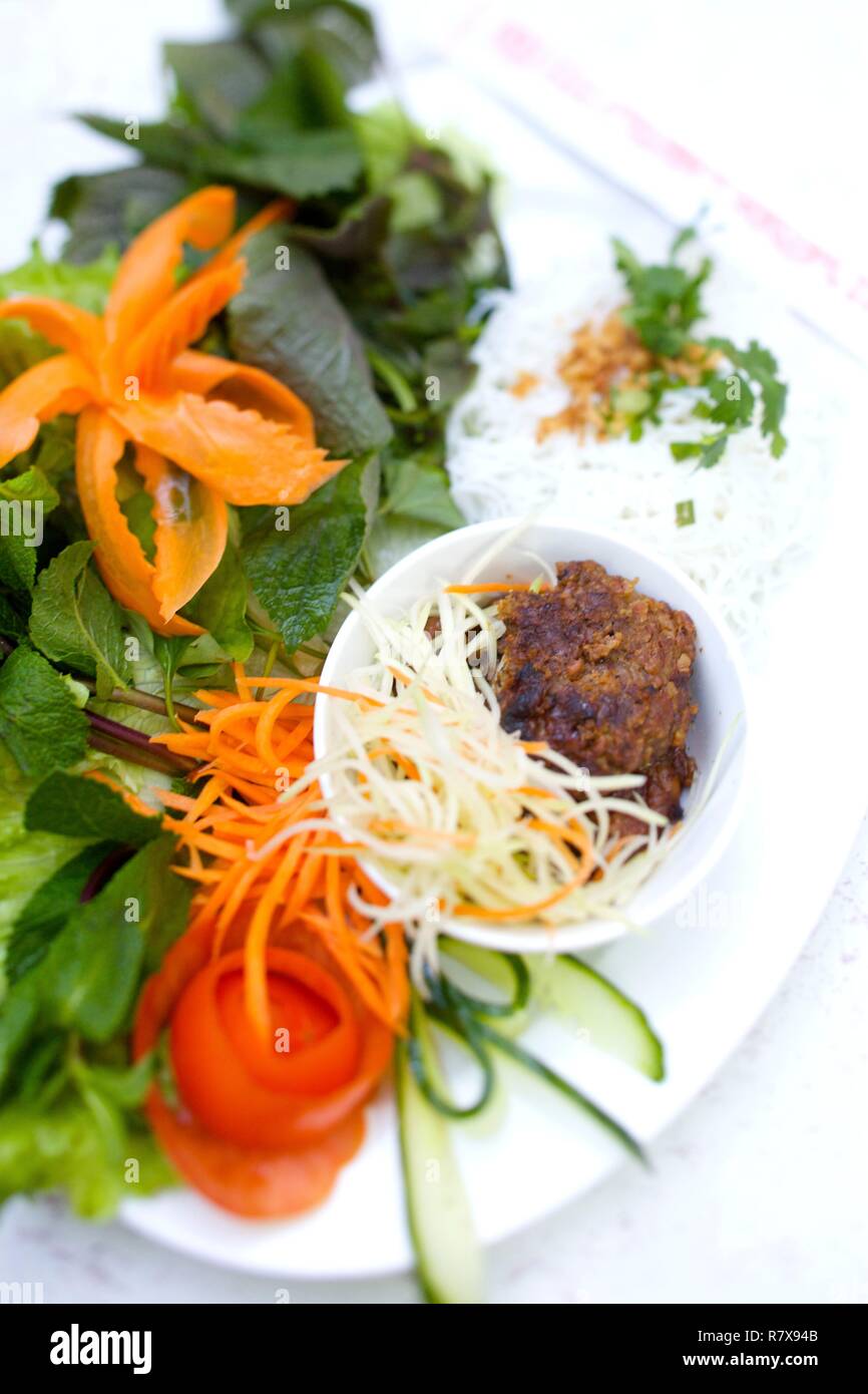 France, Paris, Pho 99 restaurant, bun cha Stock Photo - Alamy