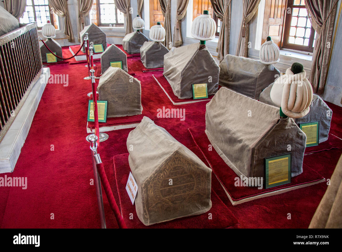 Rows of coffins in an ottoman turkish mausoleum tomb Stock Photo - Alamy