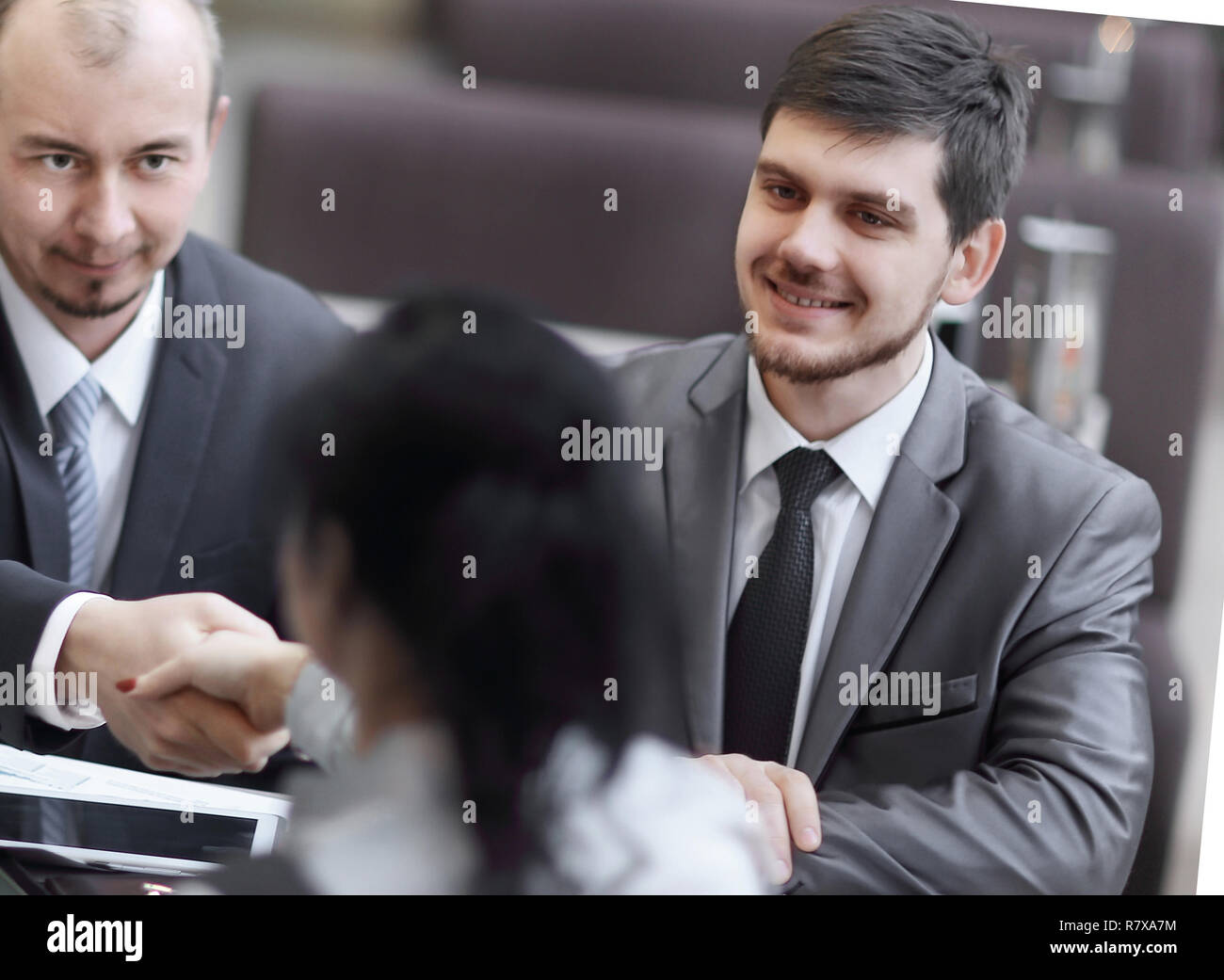 Bank customer desk hi-res stock photography and images - Alamy