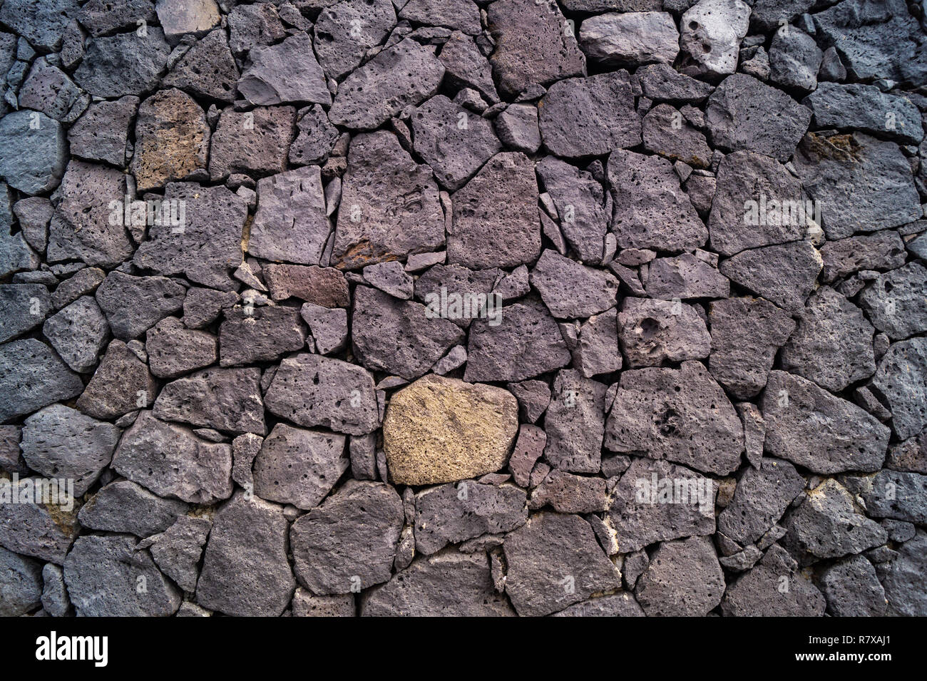 Obtuse triangle hi-res stock photography and images - Alamy