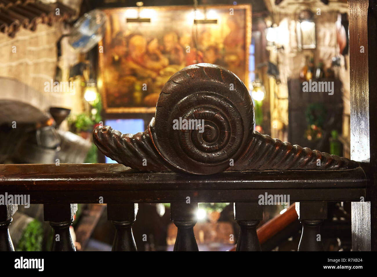 Spanish restaurant decor hi-res stock photography and images - Alamy