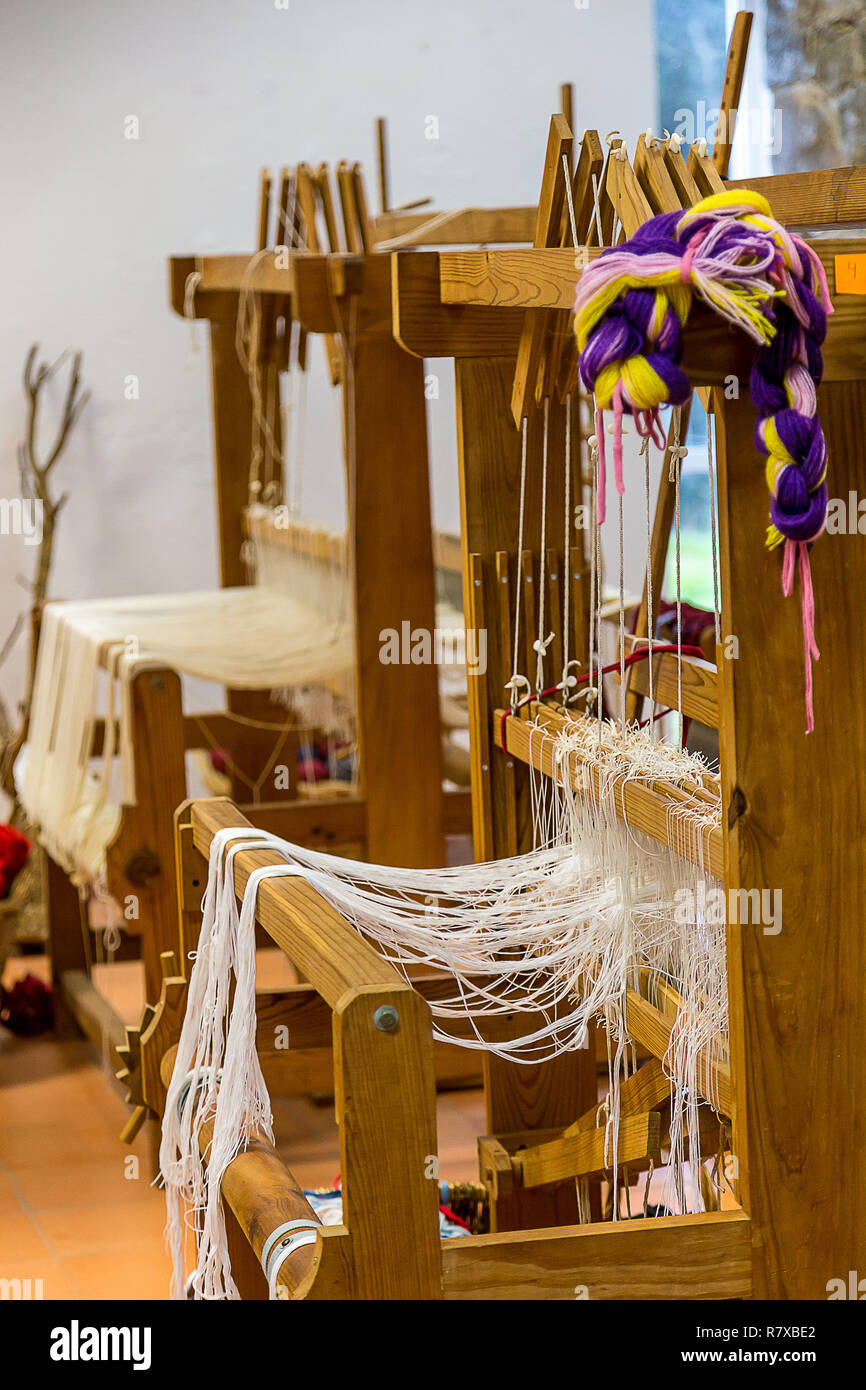Vintage loom vertical hi-res stock photography and images - Alamy
