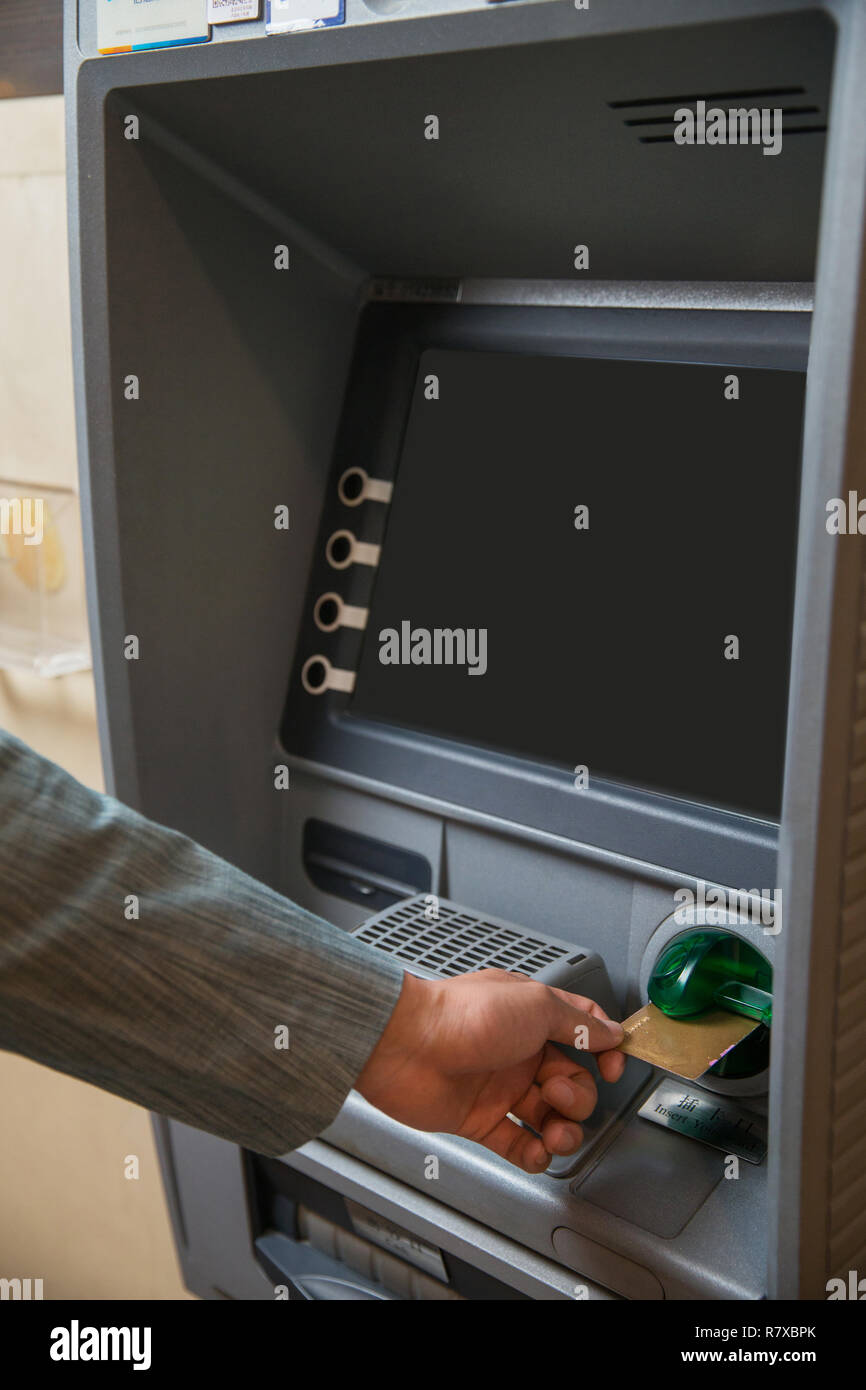 Atms vertical hi-res stock photography and images - Alamy