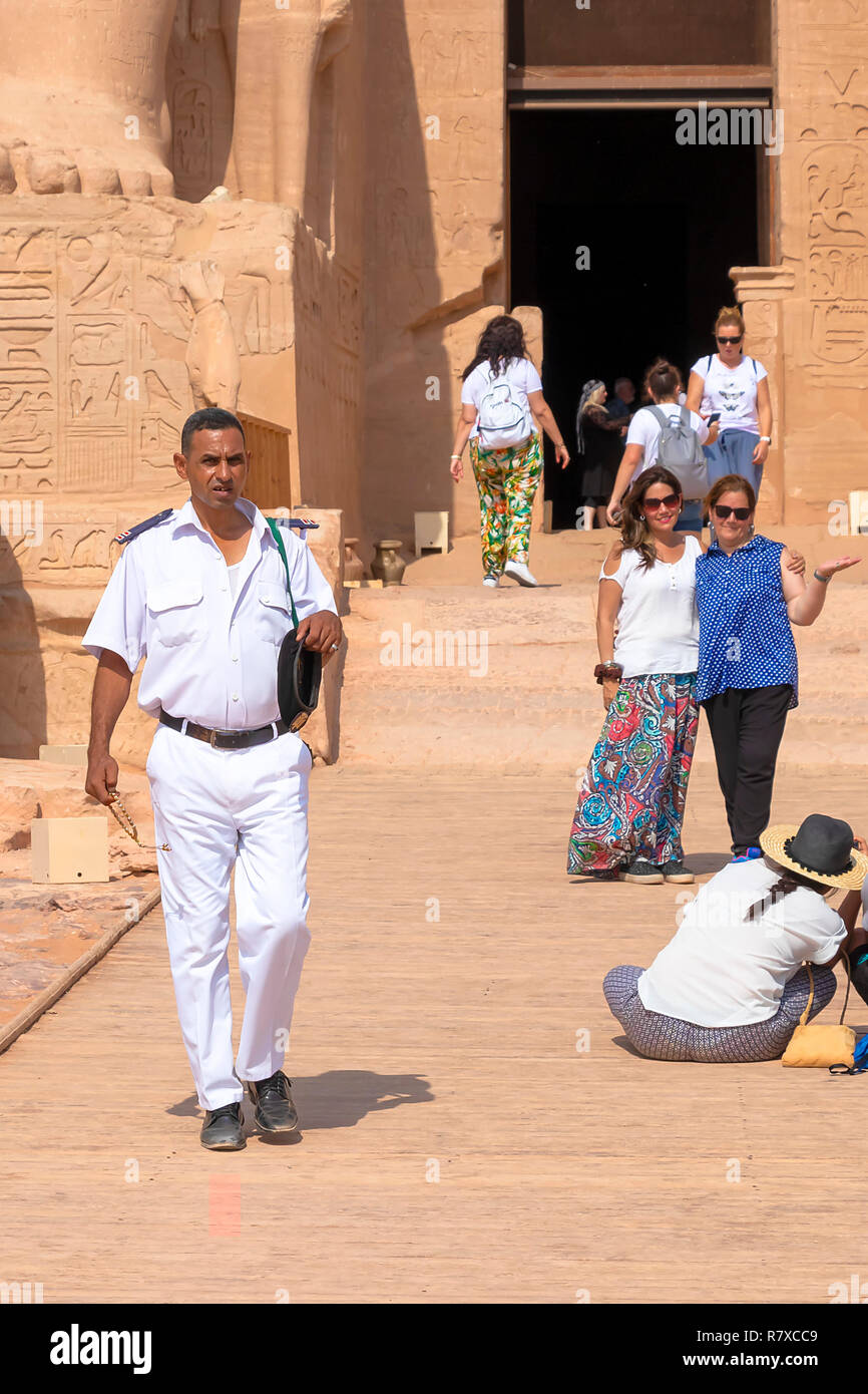 Egypt police man hi-res stock photography and images - Alamy