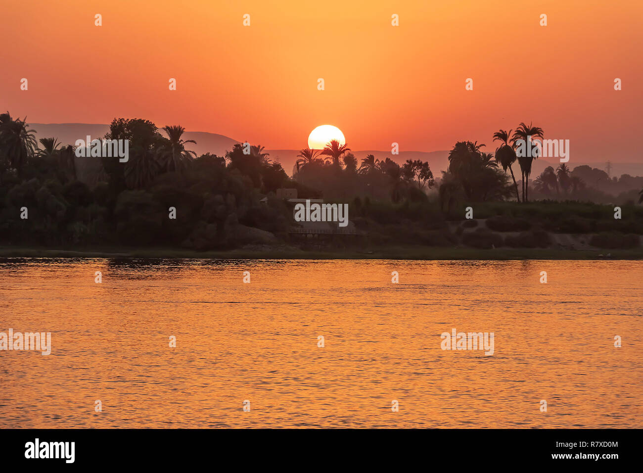 Cairo nile dawn hi-res stock photography and images - Alamy