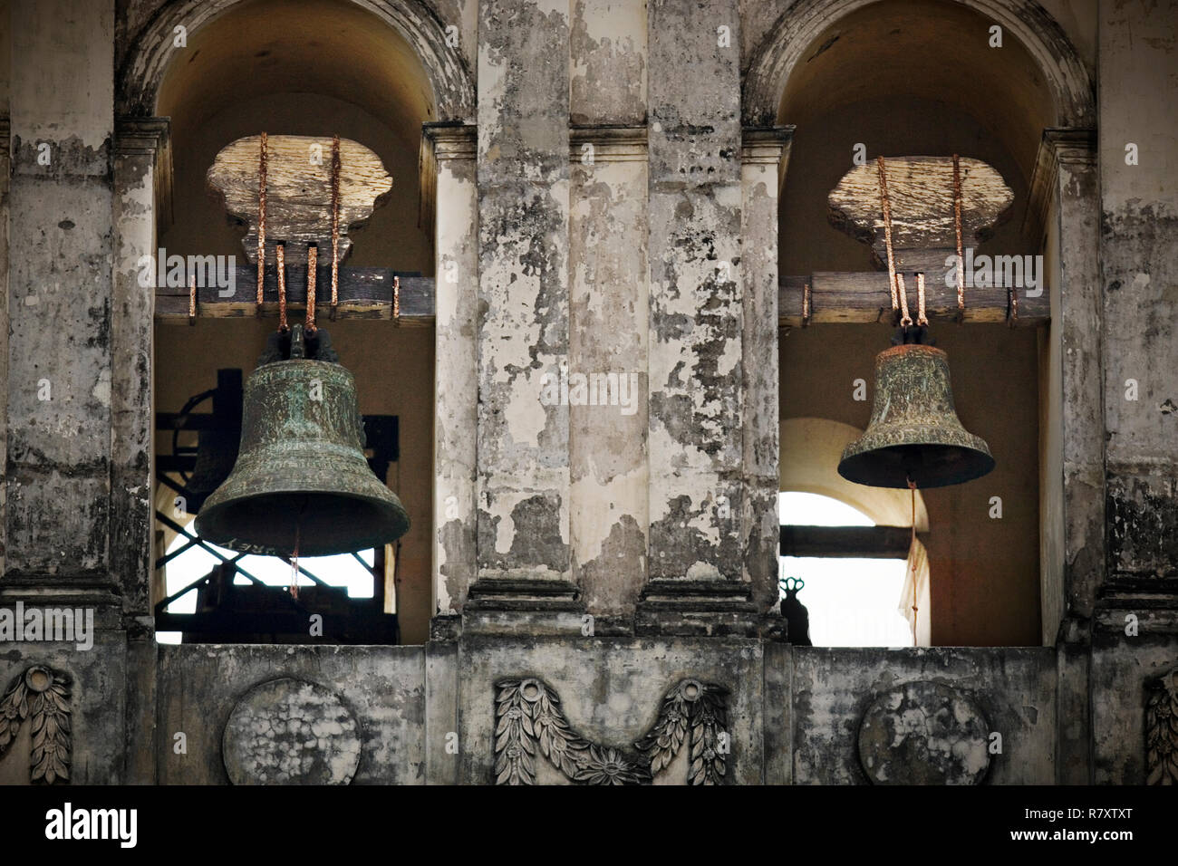 Swinging bells hi-res stock photography and images - Alamy