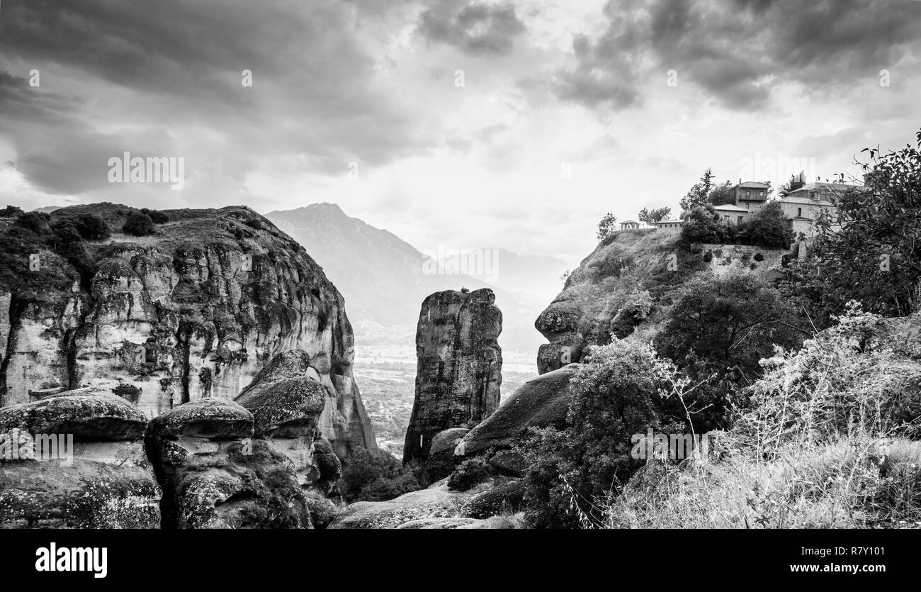 Meteora greece Black and White Stock Photos & Images - Alamy