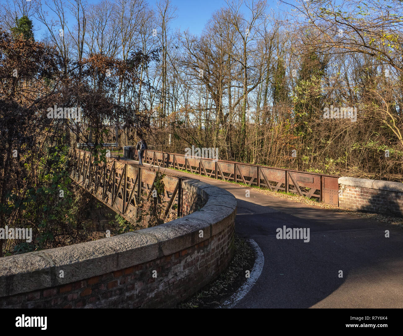 Wrought iron pedestrian bridge hi-res stock photography and images - Alamy