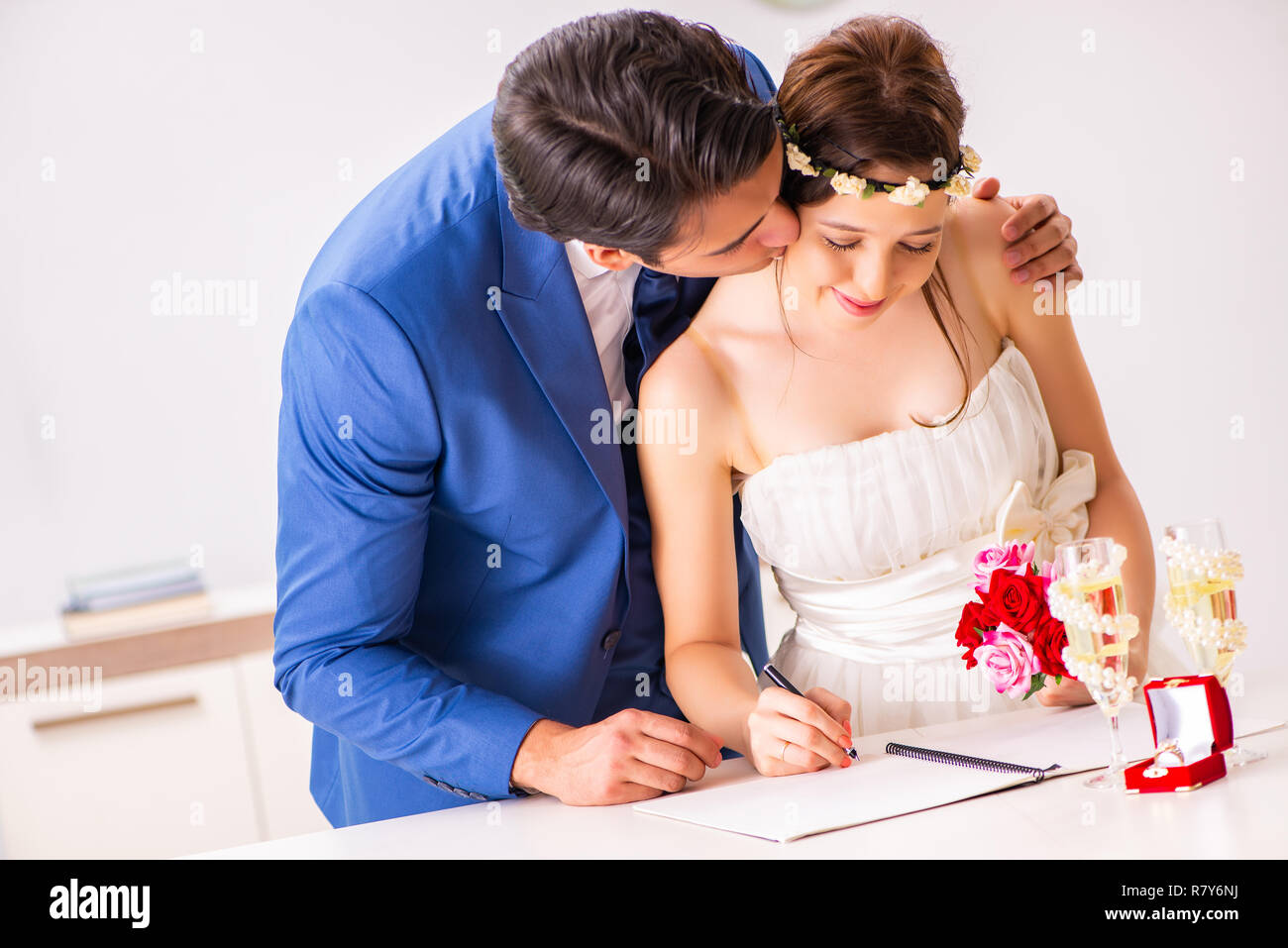 Wedding ceremony with wife and husband Stock Photo - Alamy
