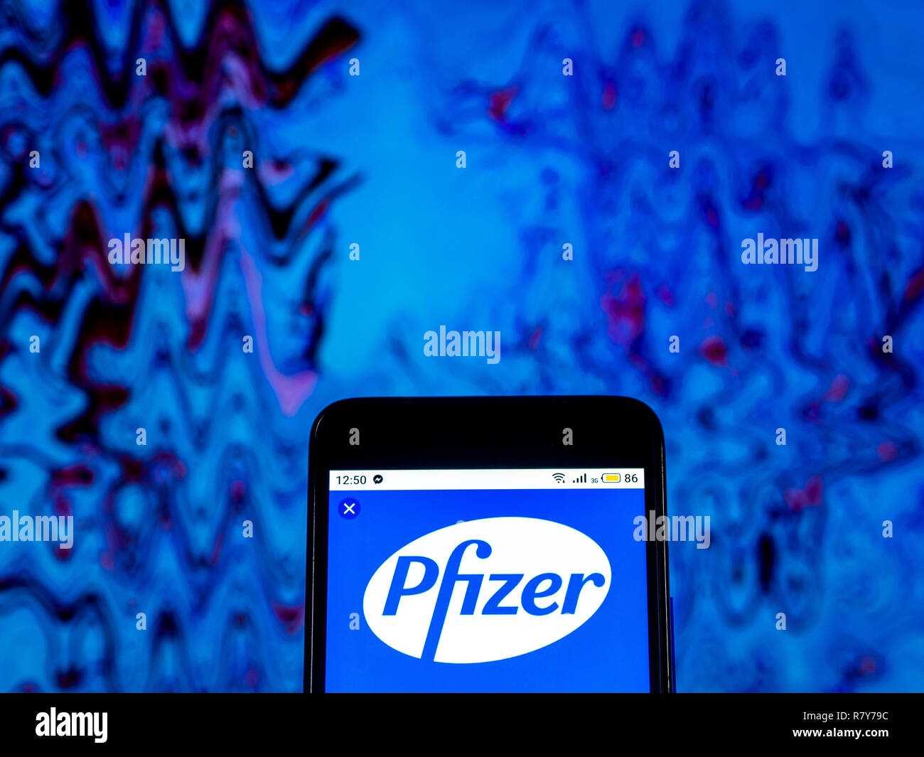 Us pharmaceutical company pfizer hi-res stock photography and images ...