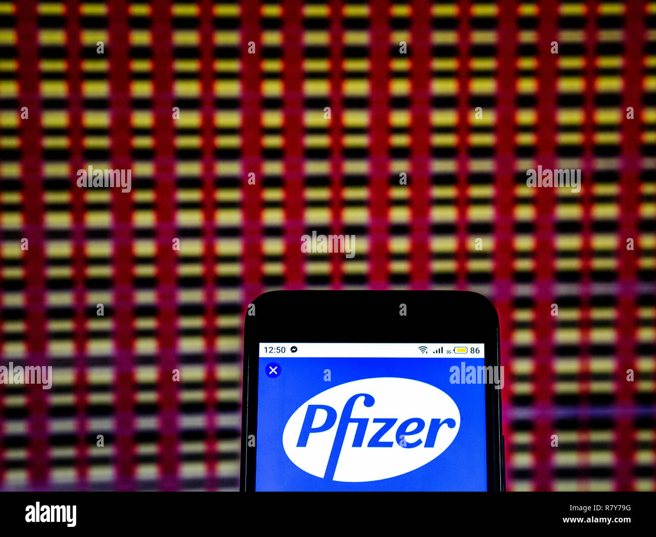 Us pharmaceutical company pfizer hi-res stock photography and images ...