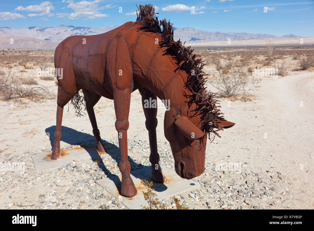 Metal horse sculptures by Ricardo Breceda in Galleta Meadows in Borrego ...