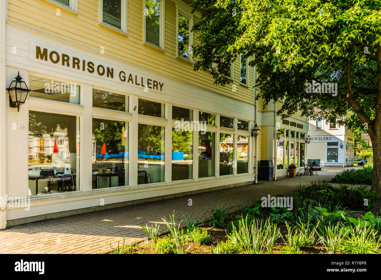 Morrison Gallery Main Street Kent, Connecticut, USA Stock Photo - Alamy