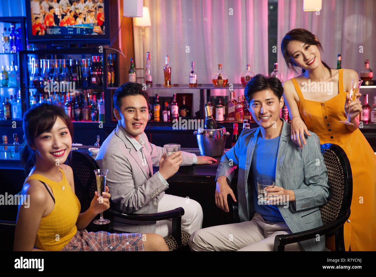 The young party at the bar Stock Photo - Alamy