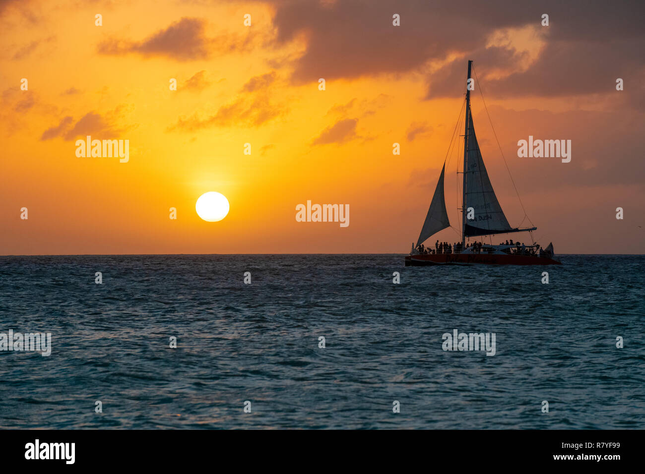 Booze cruise hi-res stock photography and images - Alamy
