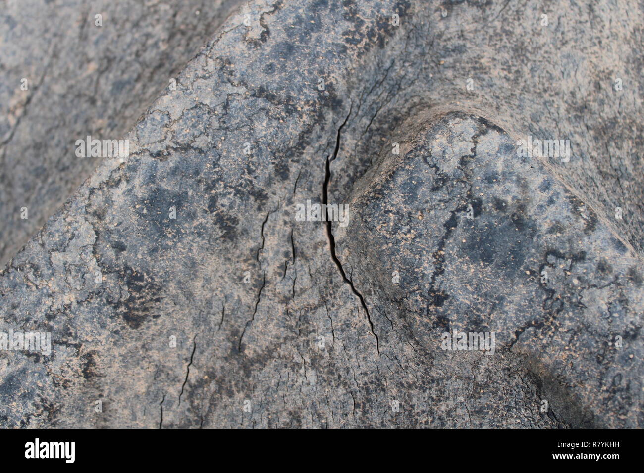 Tyre tread hi-res stock photography and images - Alamy