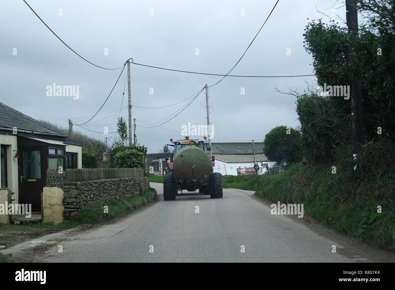 Slurry lorry hi-res stock photography and images - Alamy