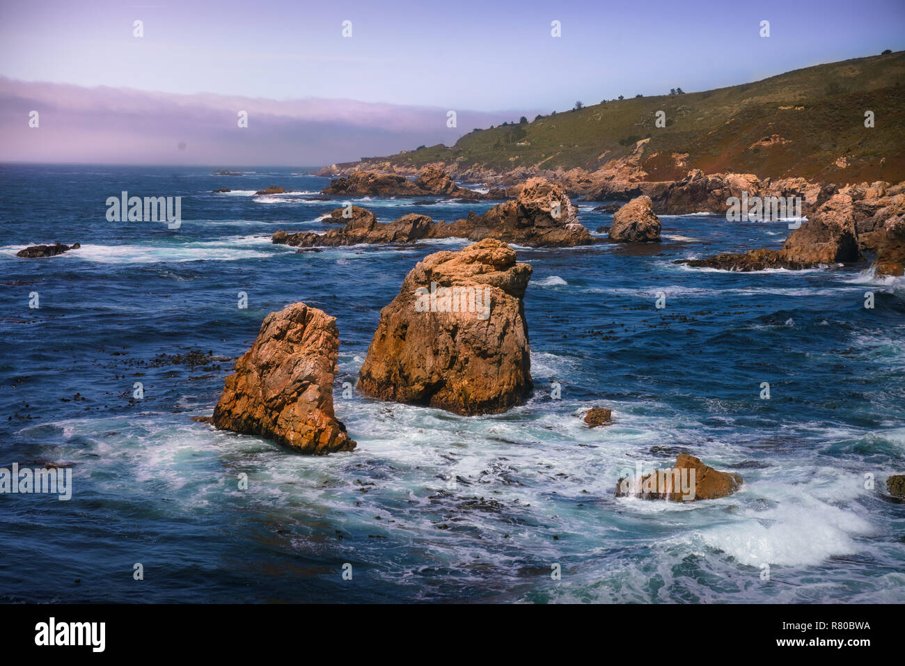 Keyhole rock beach hi-res stock photography and images - Alamy