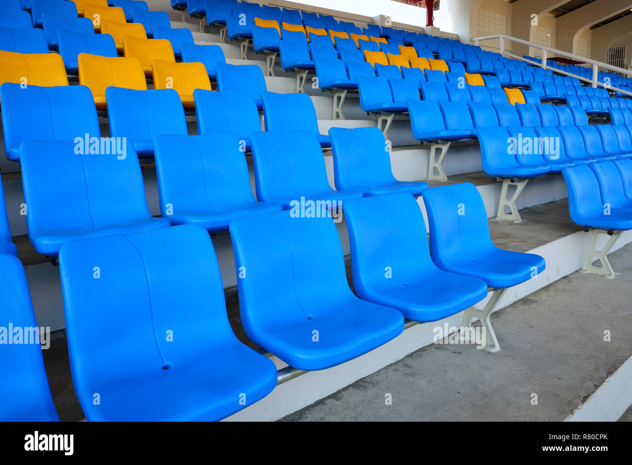 Blue stadium seats hi-res stock photography and images - Alamy