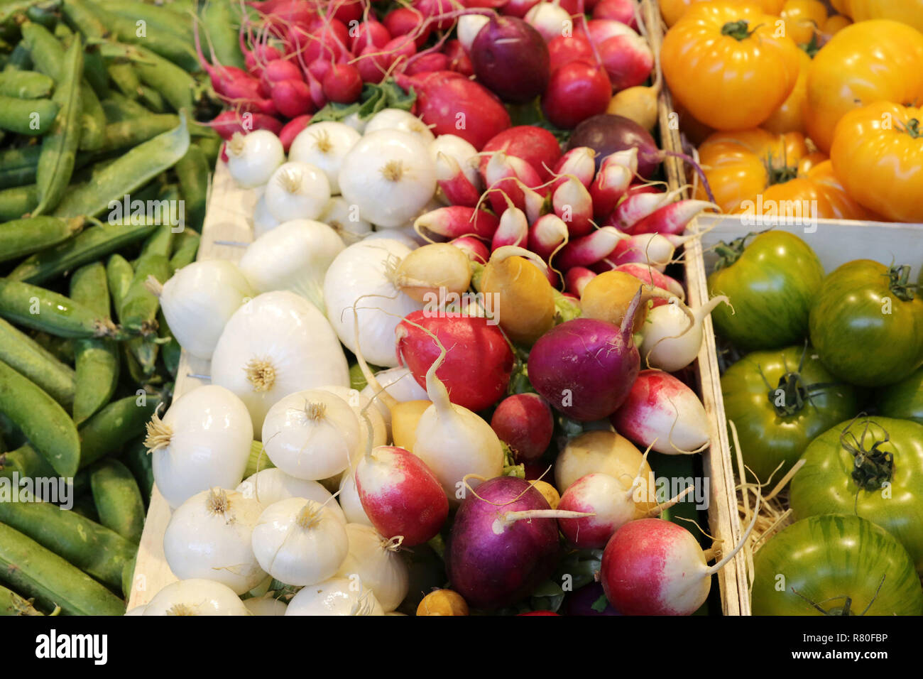 Small vegetable shop hi-res stock photography and images - Alamy