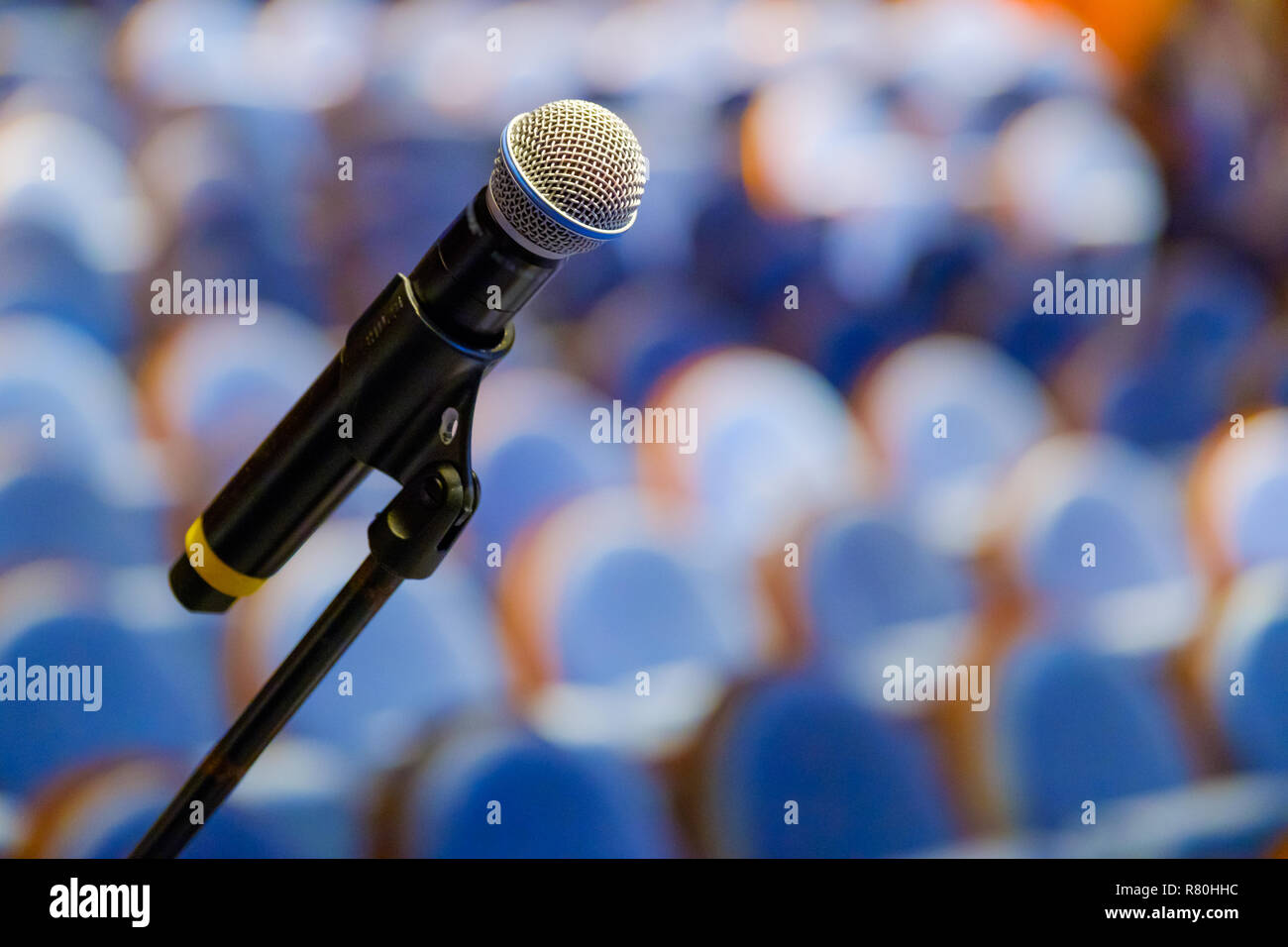 Microphone close up at the conference hall Stock Photo - Alamy