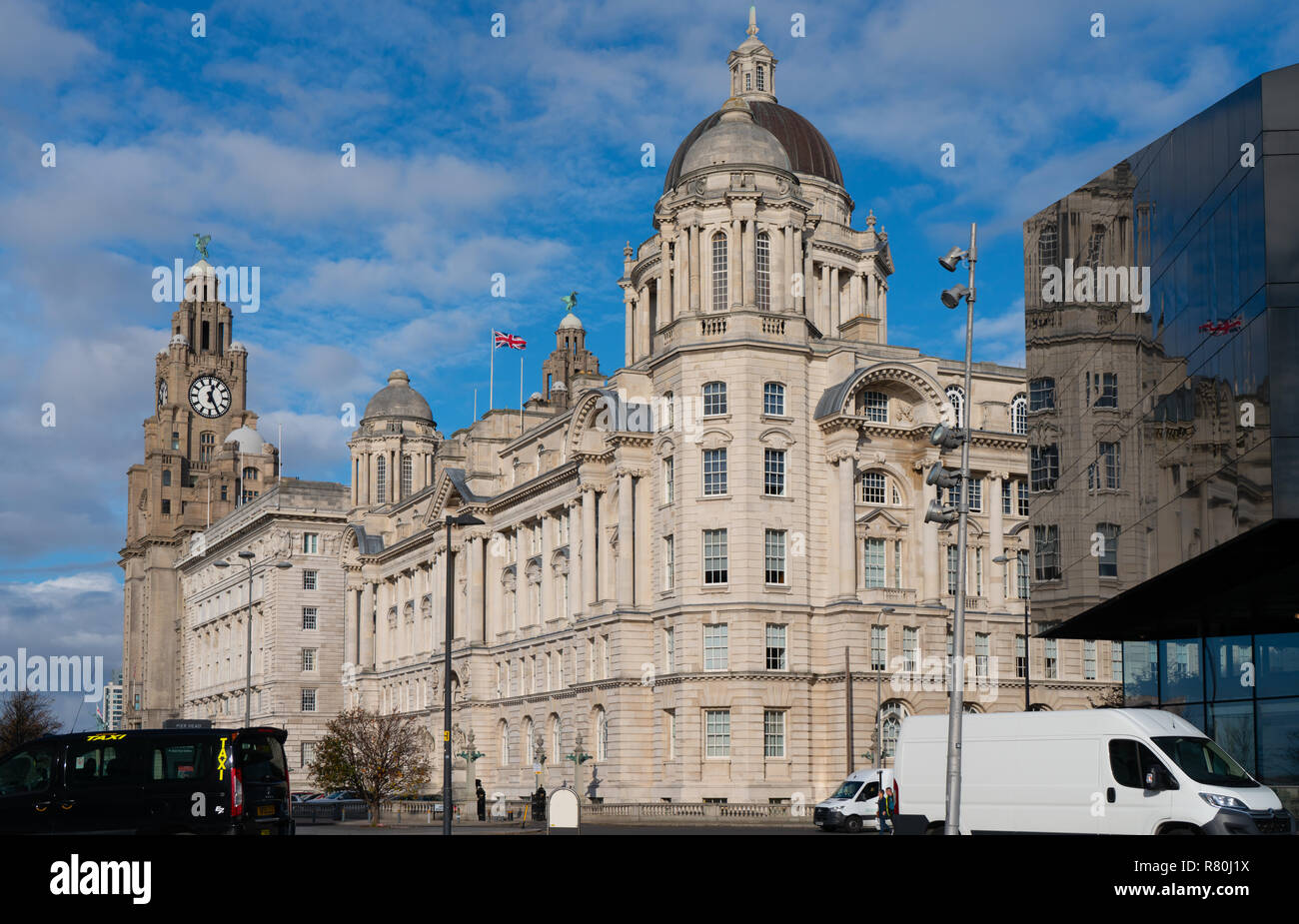 Liverpool three graces 2018 hi-res stock photography and images - Alamy