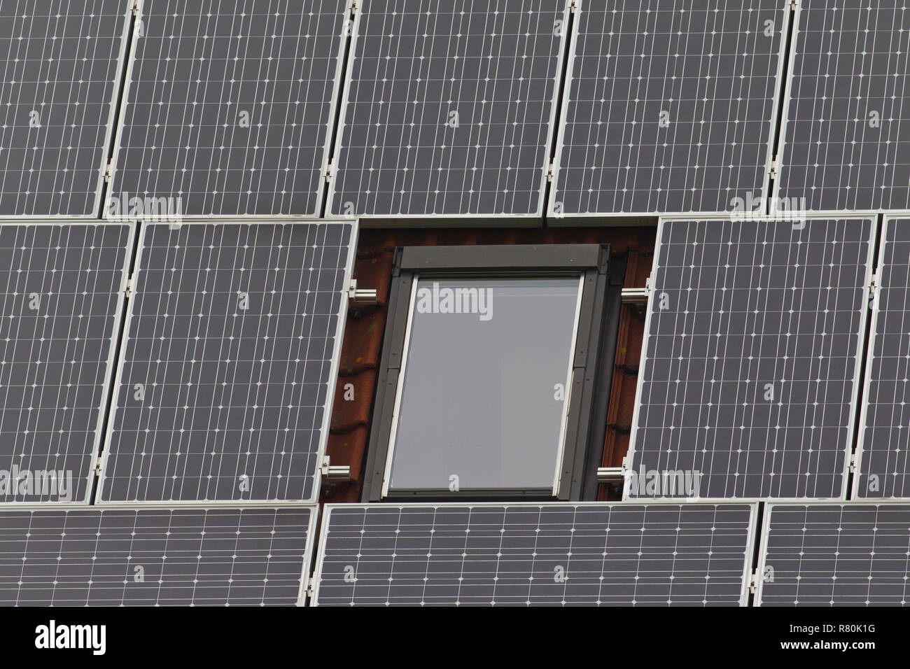 Photovoltaic house hi-res stock photography and images - Alamy