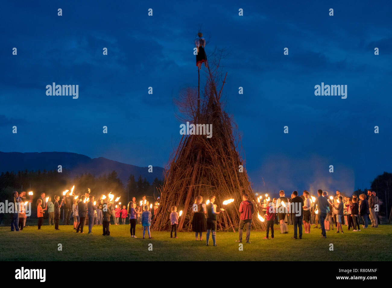 Midsummer festival hi-res stock photography and images - Alamy