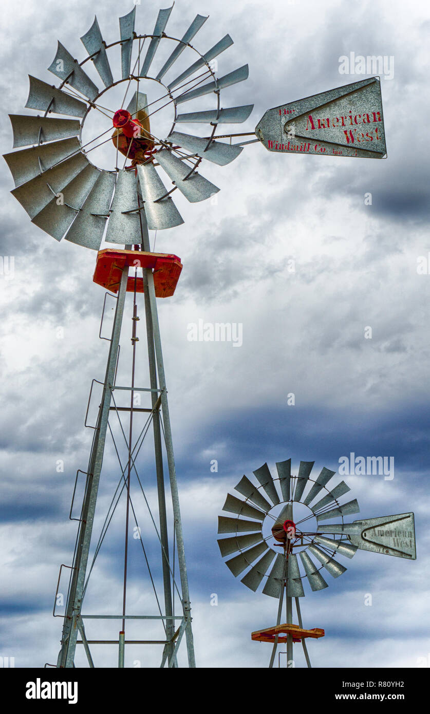 Wind pumps hi-res stock photography and images - Alamy