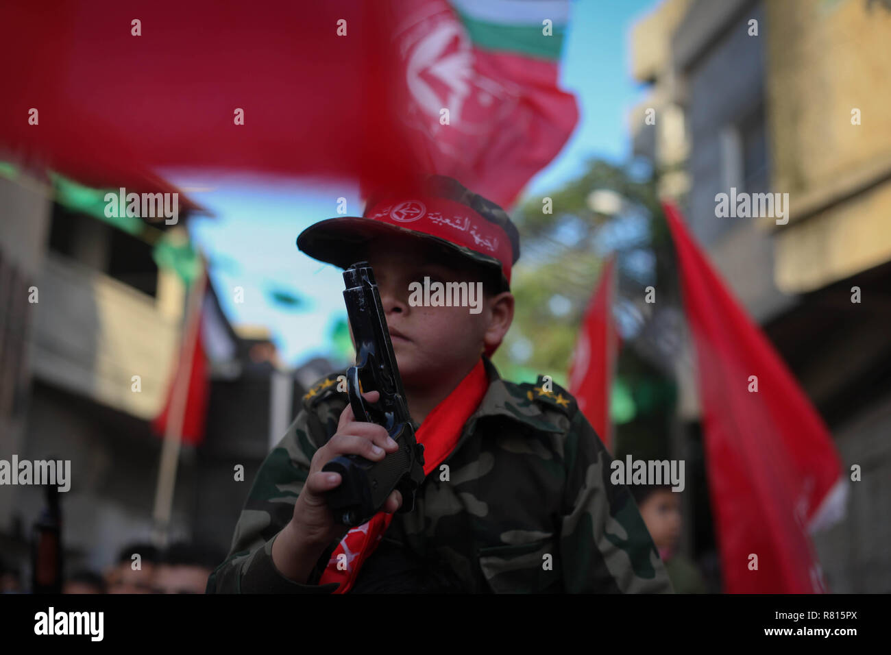 Gaza, Palestine. 11th Dec, 2018. Palestinian supporters of the Popular ...