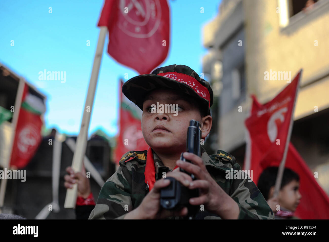 Gaza, Palestine. 11th Dec, 2018. Palestinian supporters of the Popular ...