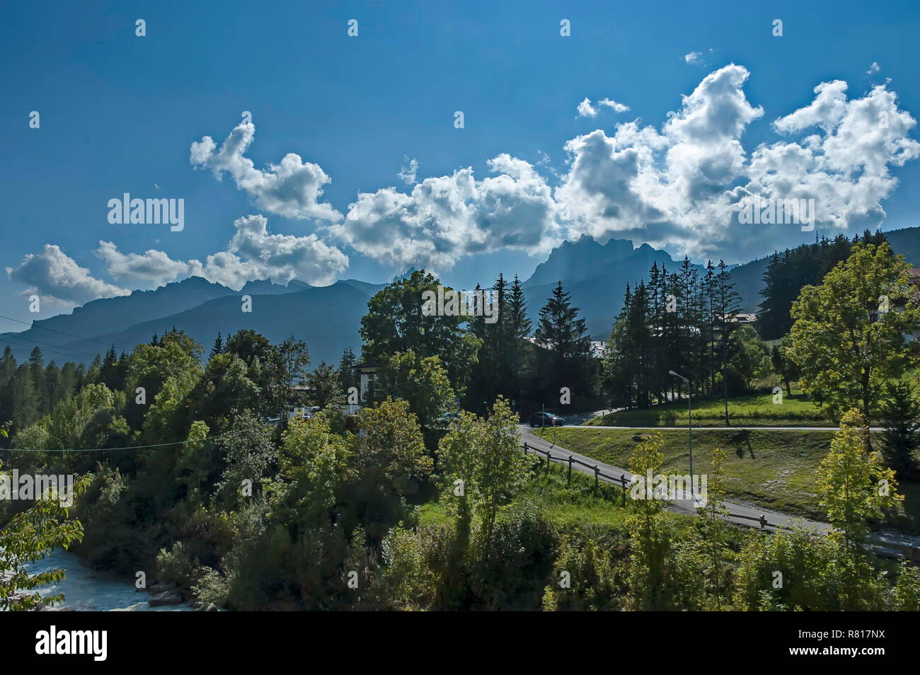 Cortina d'Ampezzo resort town in dolomitic Alps, Italy Stock Photo - Alamy