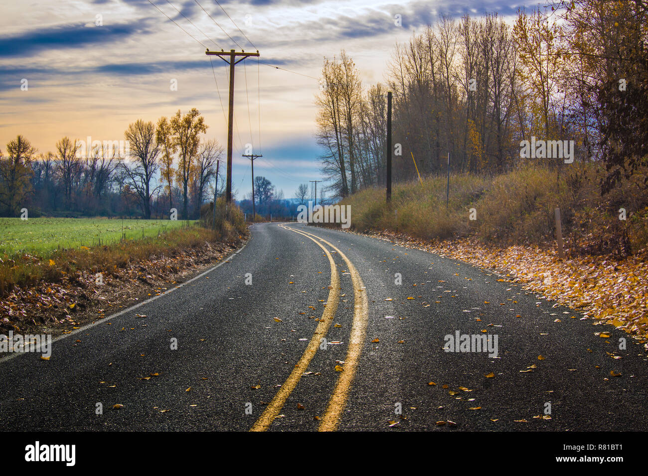 Vintage country roads hi-res stock photography and images - Alamy