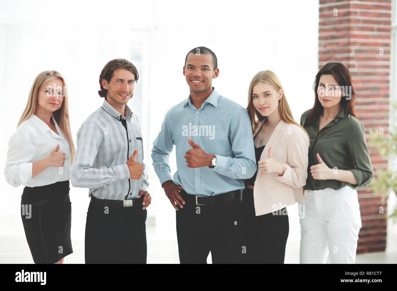 Multinational staff hi-res stock photography and images - Alamy