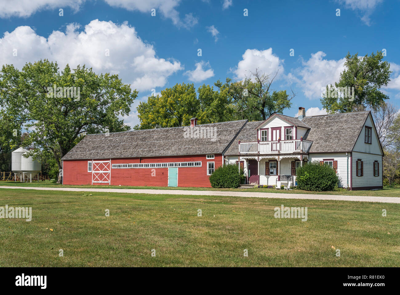 Canada farm house hi-res stock photography and images - Alamy