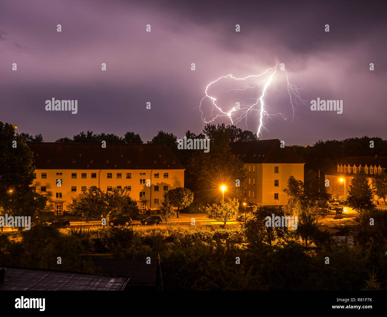 Weather radar thunderstorm hi-res stock photography and images - Alamy