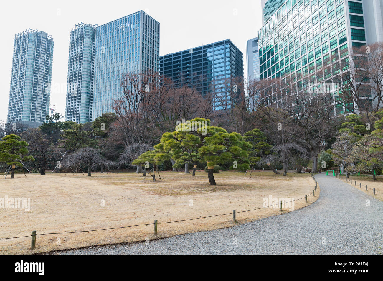 hamarikyu gardens park in tokyo, japan Stock Photo - Alamy