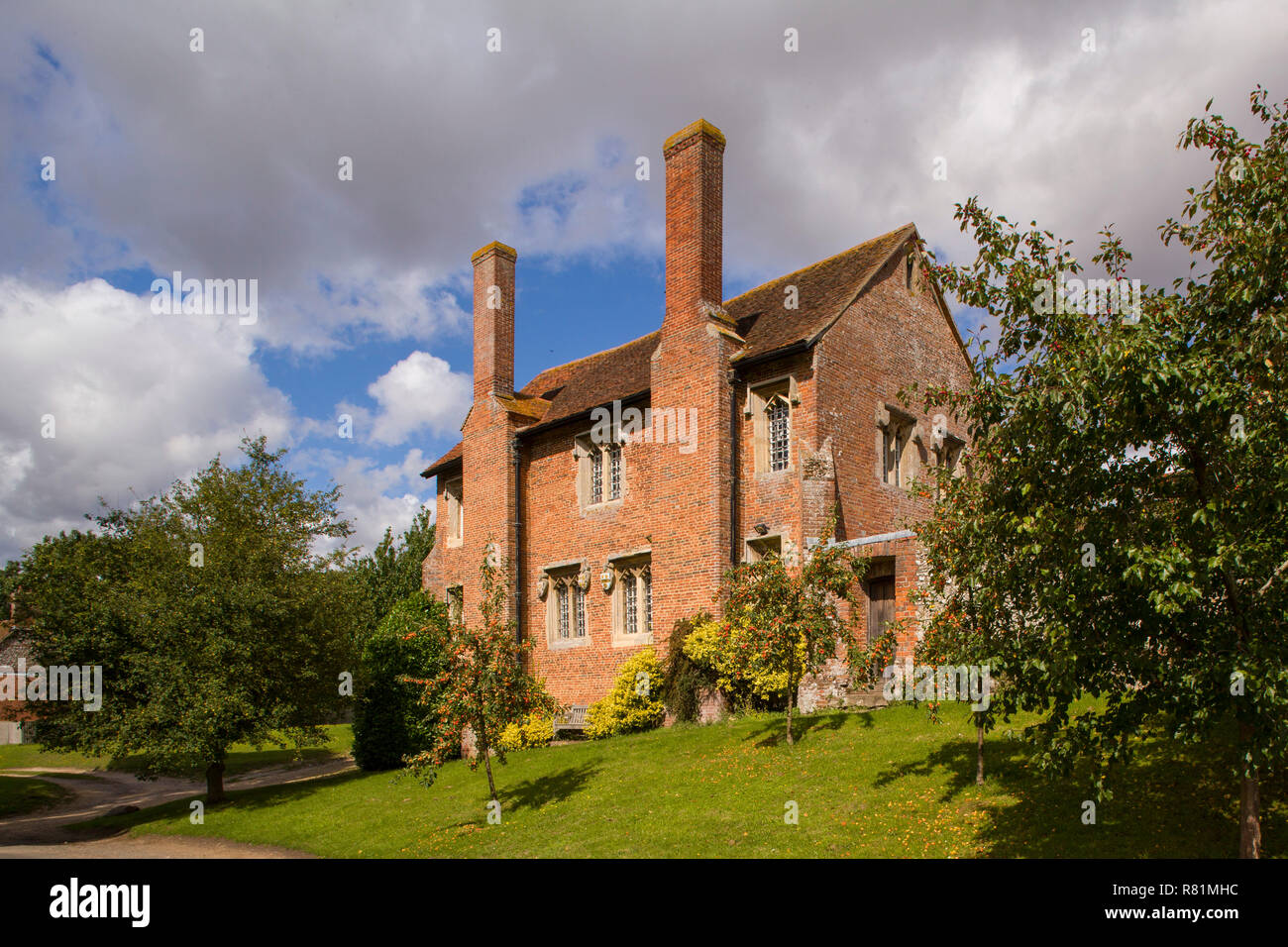 Ewelme church oxfordshire medieval hi-res stock photography and images ...