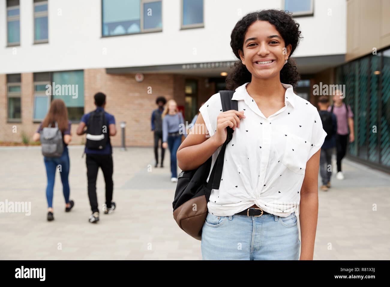 Female student students hi-res stock photography and images - Alamy